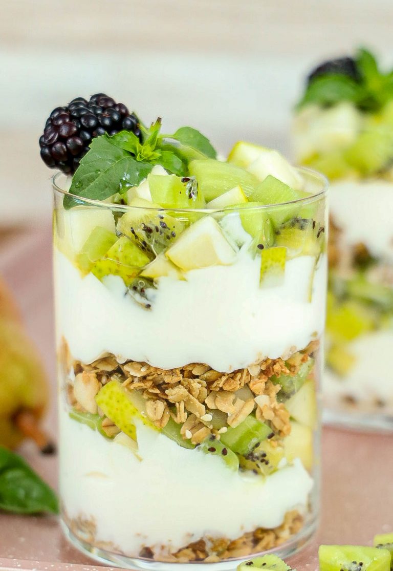Pear Kiwi Parfait – California Pears
